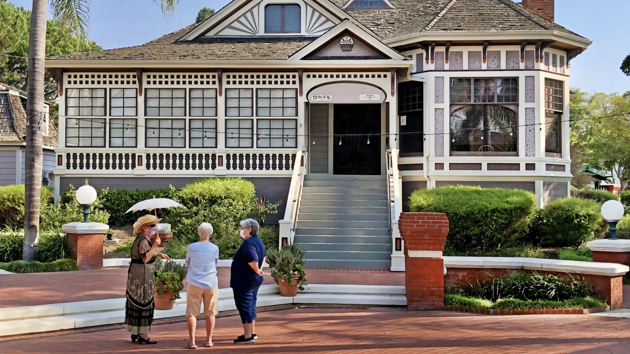 Historic Tours, Concerts, Fine Dining and Events – Heritage Square Oxnard